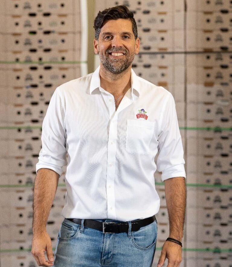 THE GLOBAL GRAPE SUMMIT 2022From Six Continents, the Industry GathersTo ...